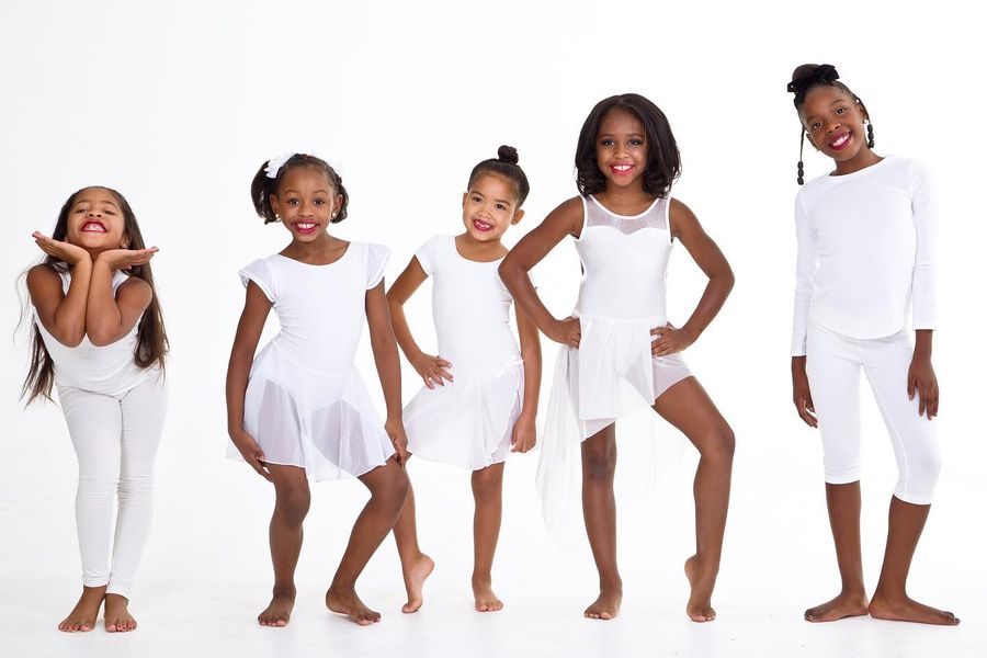 305 Dance studio | InPlay.org