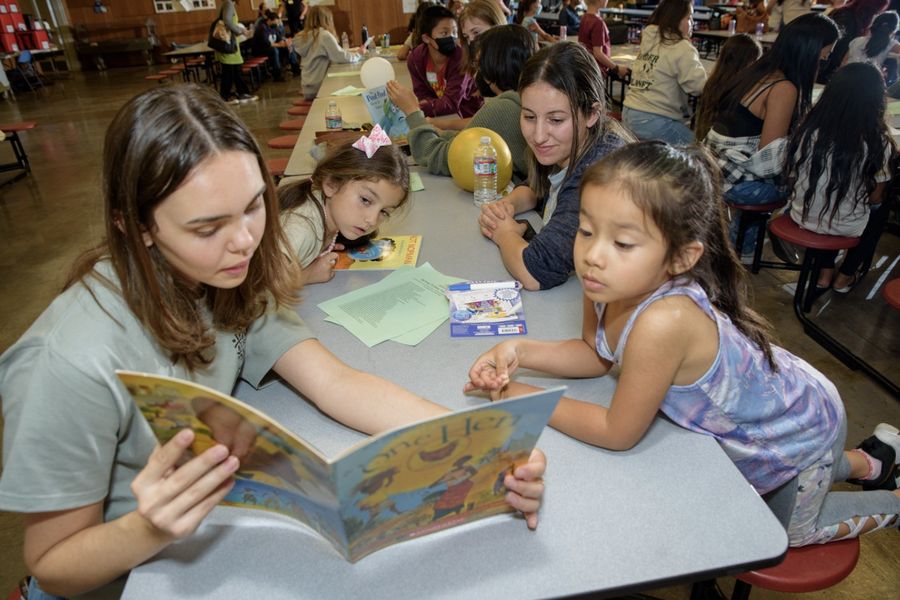 Community Reading Buddies | InPlay.org